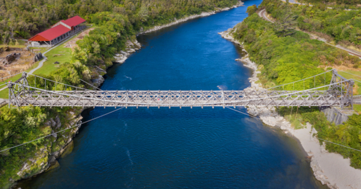 Brunner Mine’s iconic bridge | Tohu Whenua